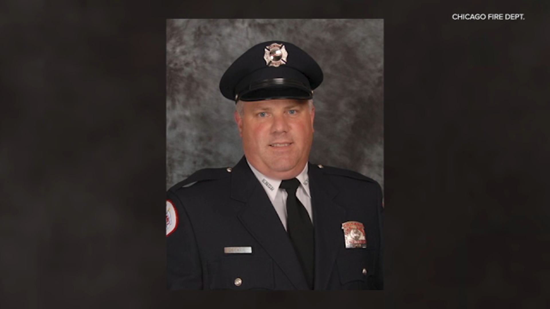 Friends, family say goodbye at funeral for fallen Chicago firefighter ...