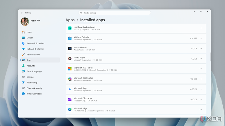 I finally see why everyone removes Windows bloatware - here's my ...