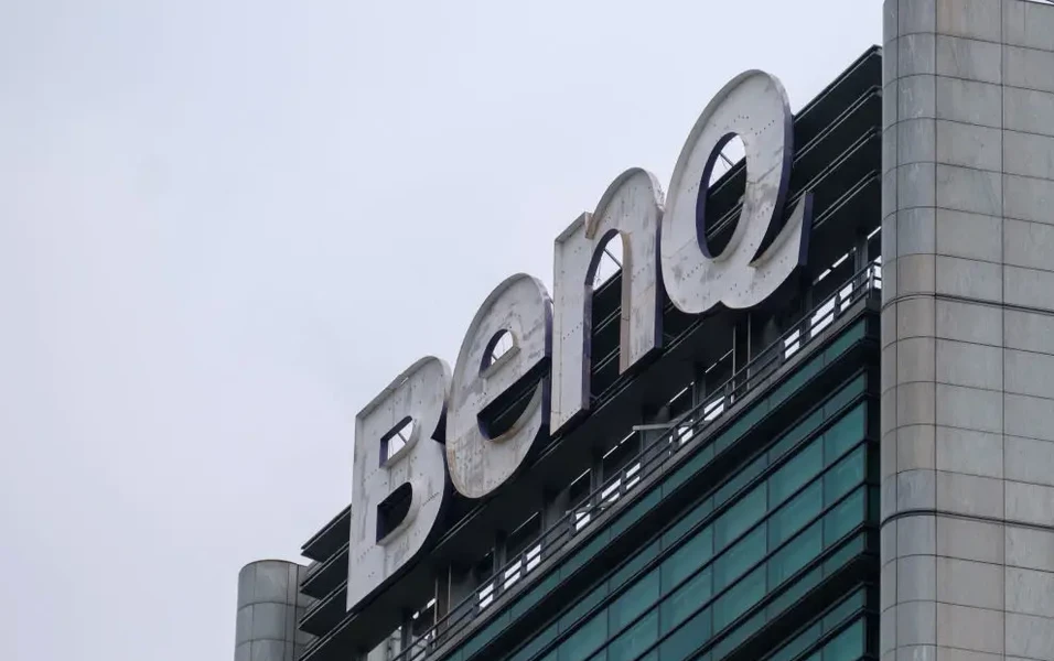 BenQ’s AI OLED monitor blends cinematic visuals with speed