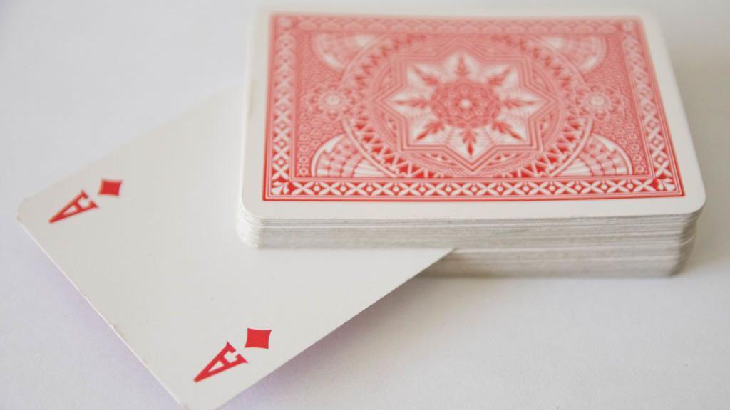 Cutting playing cards could determine new council leader