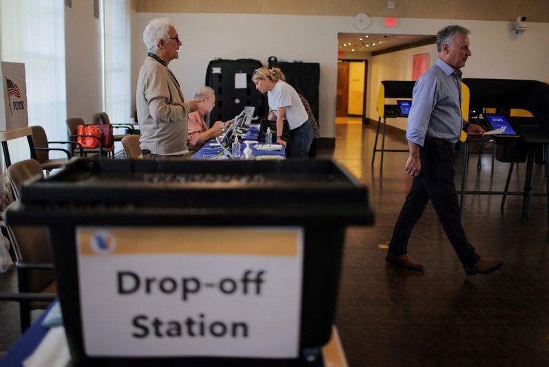 Exclusive - Trump officials tried to ban half of US voting machines ...