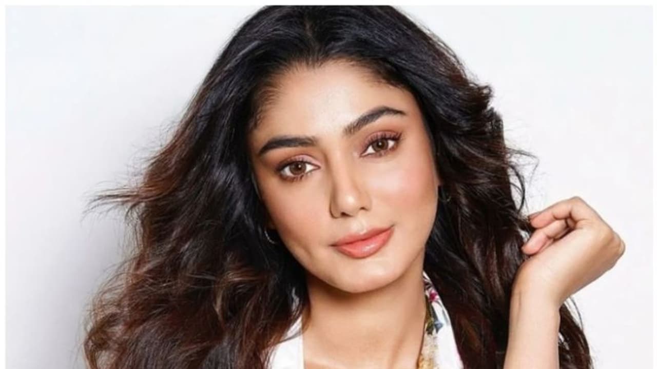 Who is Sana Makbul? BB OTT 3 winner’s virgin claim in interview goes ...
