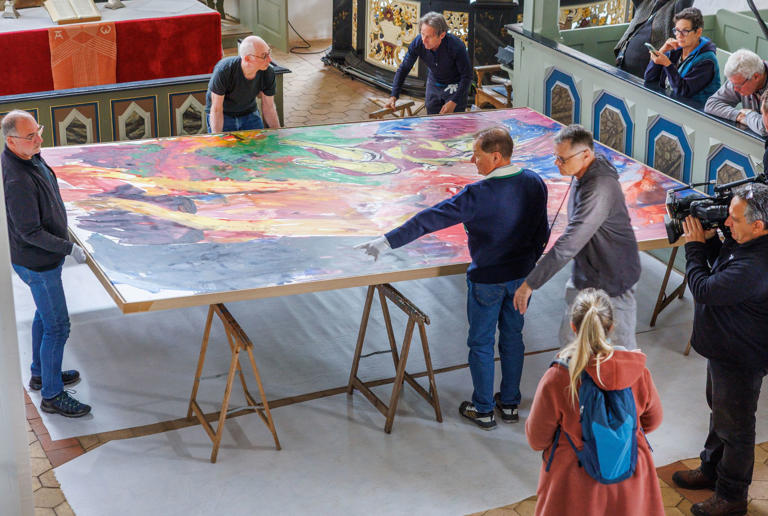 Bei Tag und Nacht – Seemannskirche zeigt Baselitz-Gemälde
