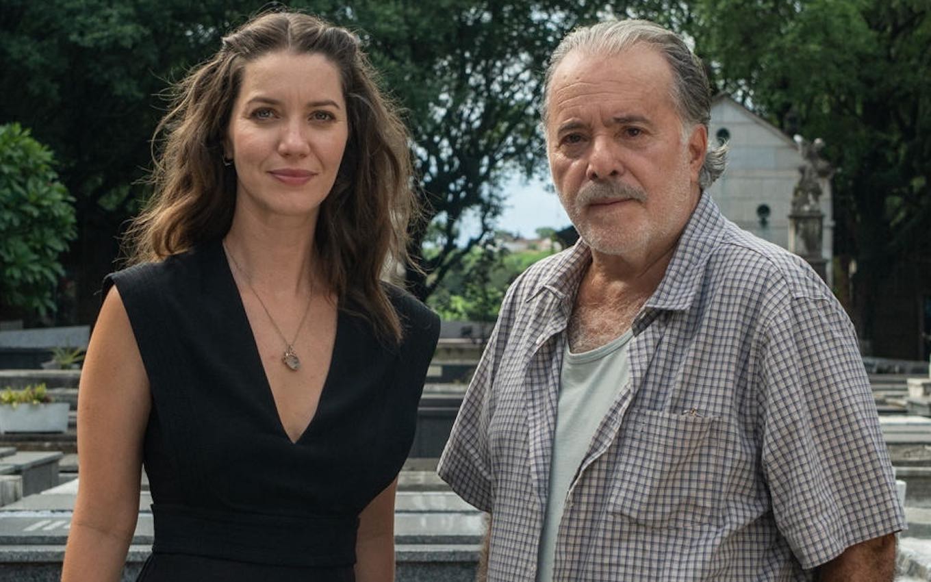 Alma penada? Preste atenção na 1ª cena de Nathalia Dill em Quem Ama Cuida