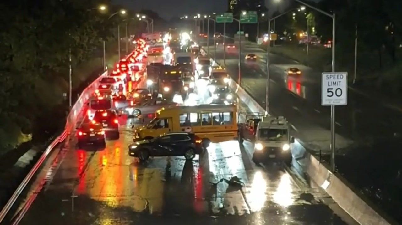 Wash out expected as wet weather threatens travel plans for millions