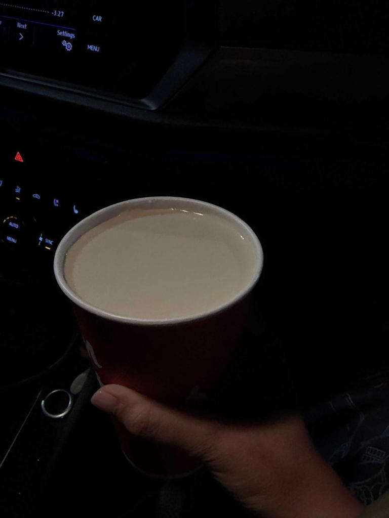 I ordered the viral 'Wayne Gretzky' coffee from Tim Hortons and ...