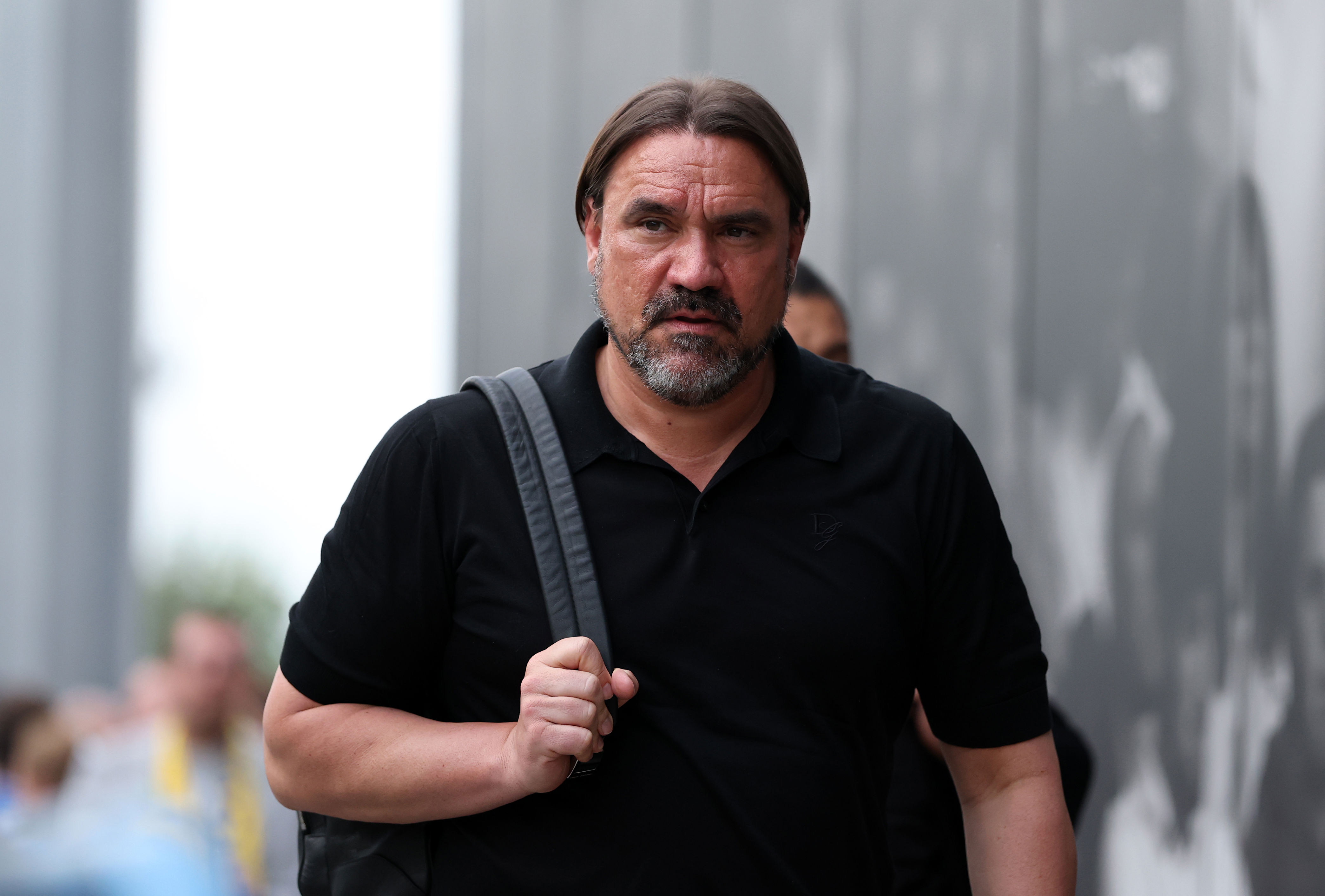 Daniel Farke provides Leeds United injury updates on Anton Stach, Noah ...
