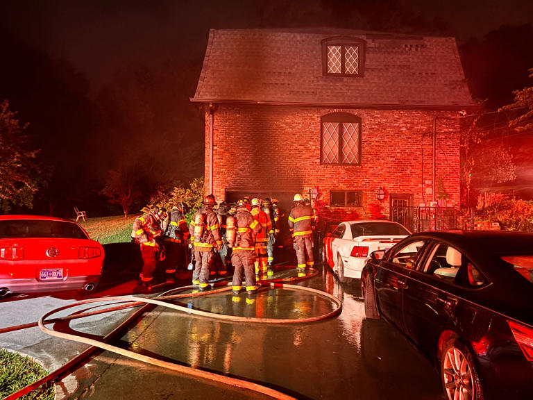 Smell of smoke prompts Knoxville Fire Department to respond to house fire