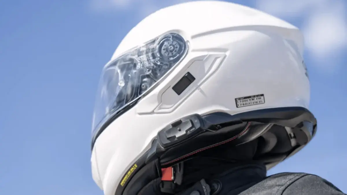 Nyawa taruhannya! Ini panduan memilih helm motor dan ciri helm sudah ...