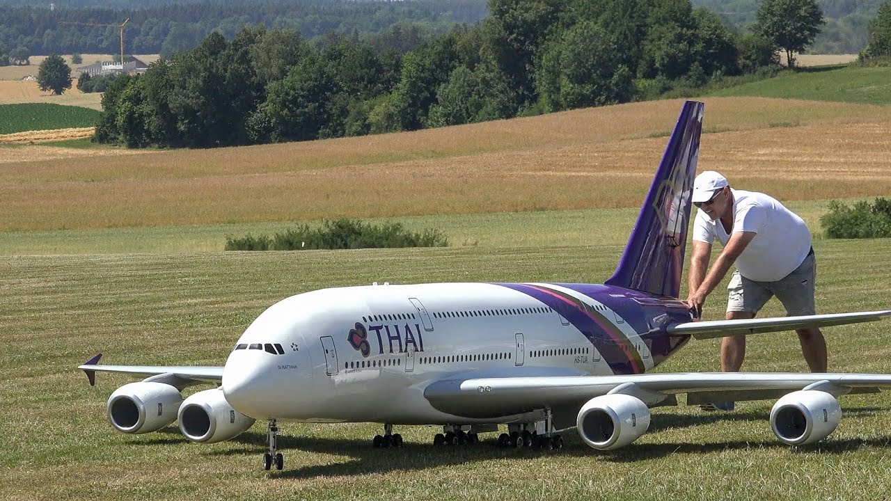 He might be too big for this Airbus