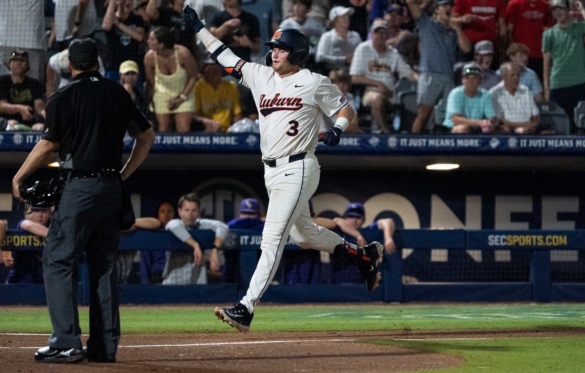 Auburn faces Texas A&M in the SEC Tournament on Friday: Time, TV info
