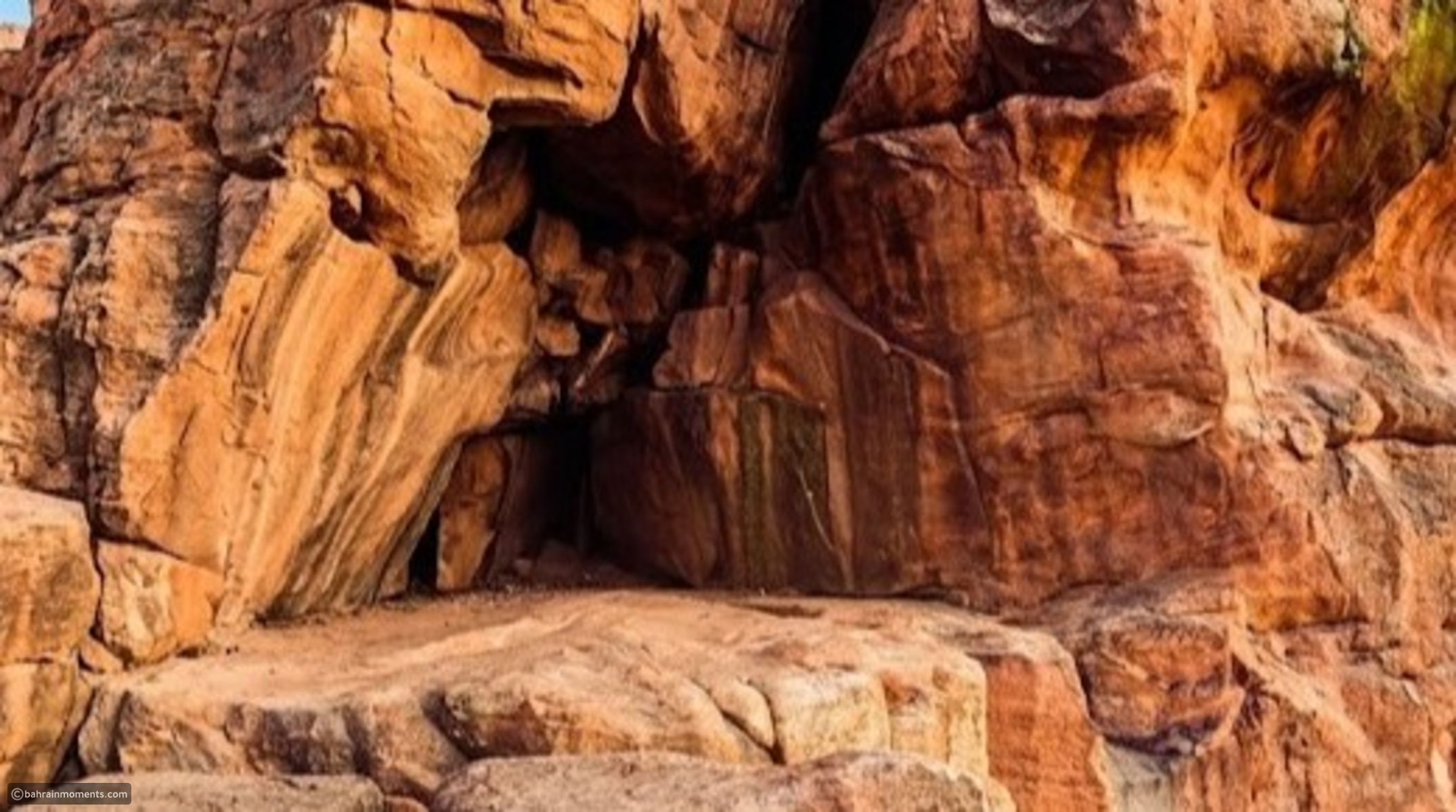 What scientists found sealed in this cave for 57,000 years wasn’t made ...