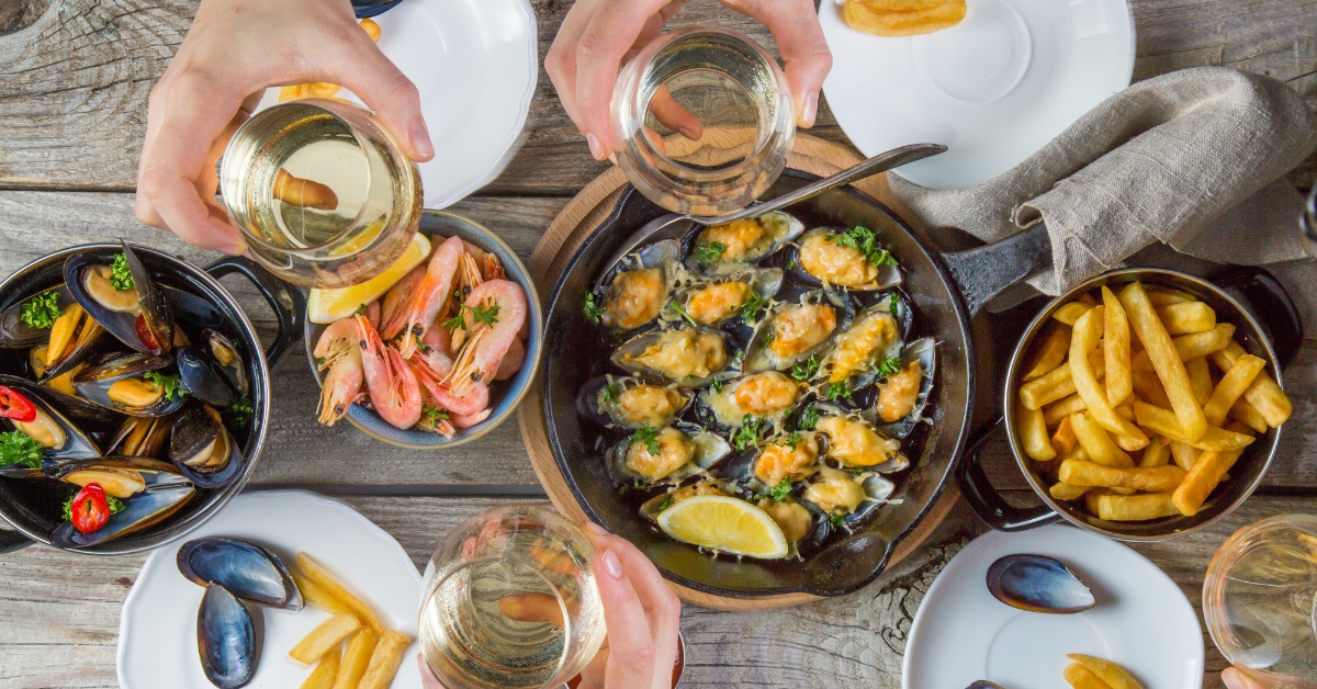 The most popular seafood restaurant in every state (#11 has the best ...