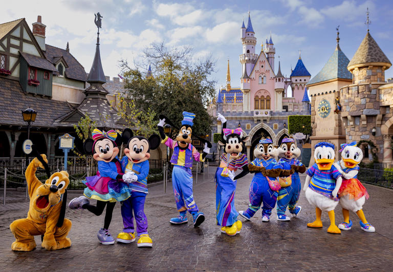 Disney already facing lawsuit over controversial facial scanning at ...