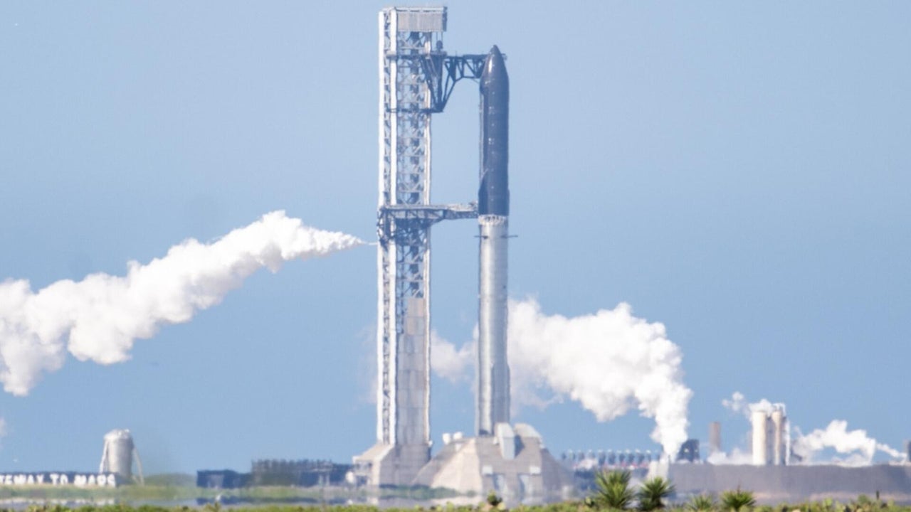 Musk's SpaceX scrubs latest test launch of massive Starship rocket