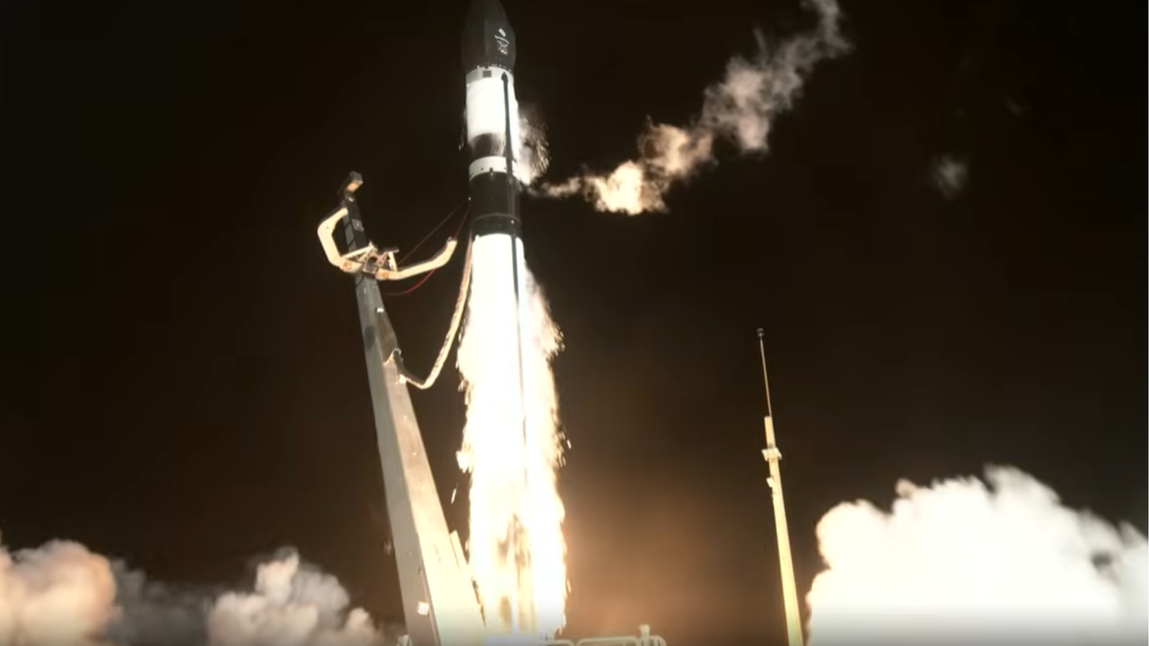 Rocket Lab launches private Japanese Earth-observing satellite early on ...