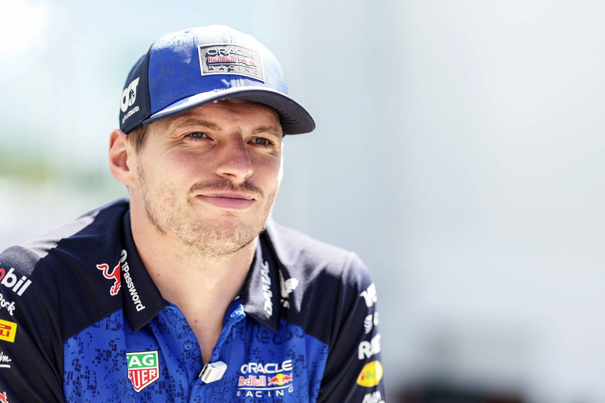 Verstappen lacht na eerste podium van het seizoen: 'Vooraan rijden is ...