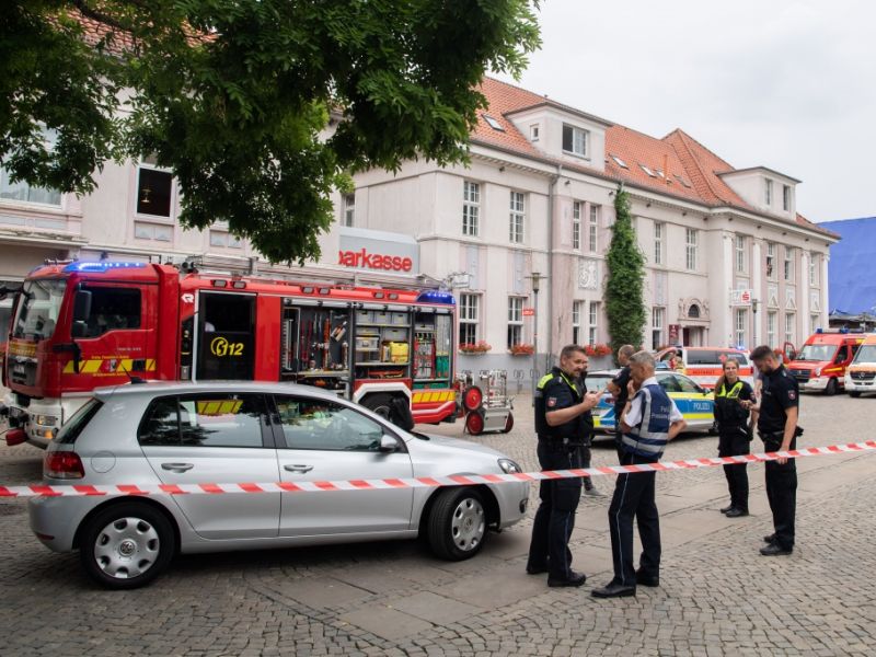 Polizei-News Paderborn, 22.05.26: "Person im Wasser" am Zusammenlauf ...