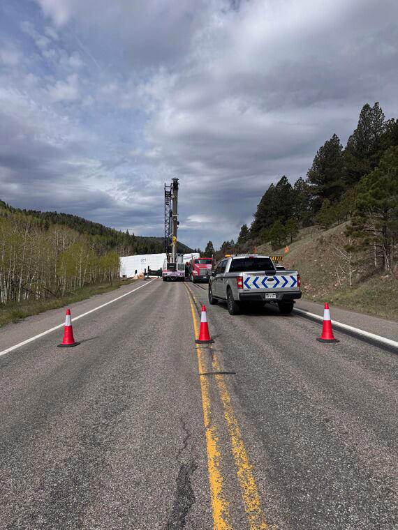 Modular home falls off flatbed truck, shuts down Highway 62 in San ...