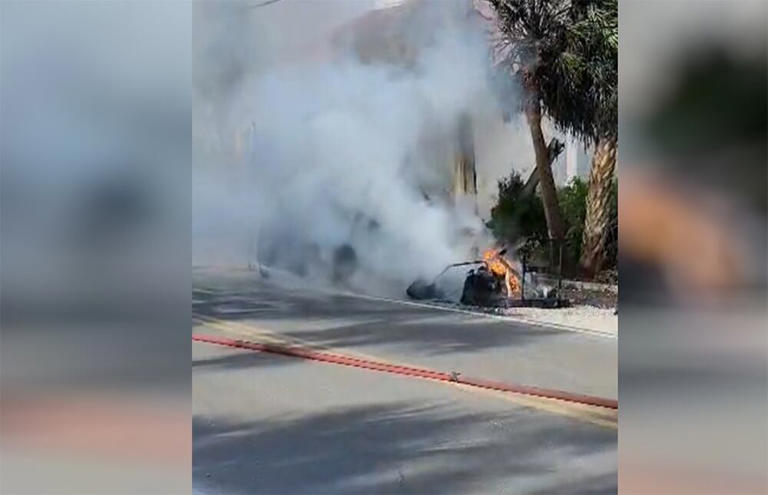 Golf cart, SUV destroyed in fire near Anna Maria Post Office