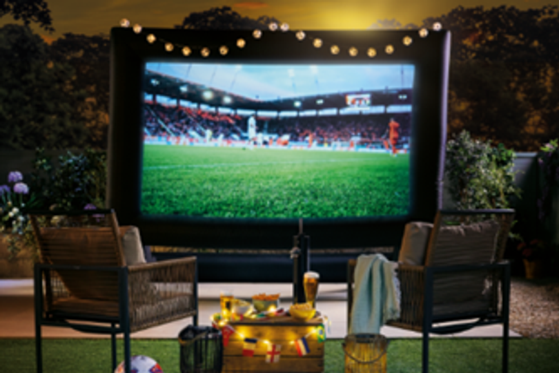 Aldi launches giant inflatable screen just in time to watch Scotland at ...