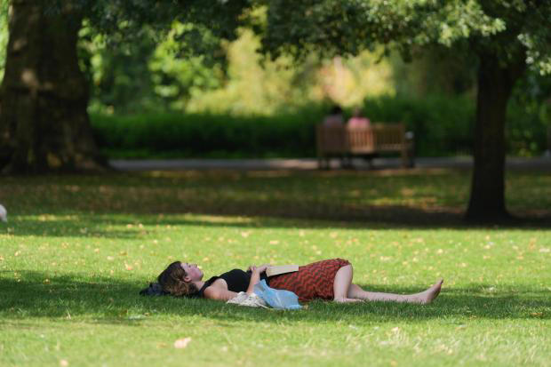 Heat-health alert issued in Lancashire as UK braces for 'bank holiday ...