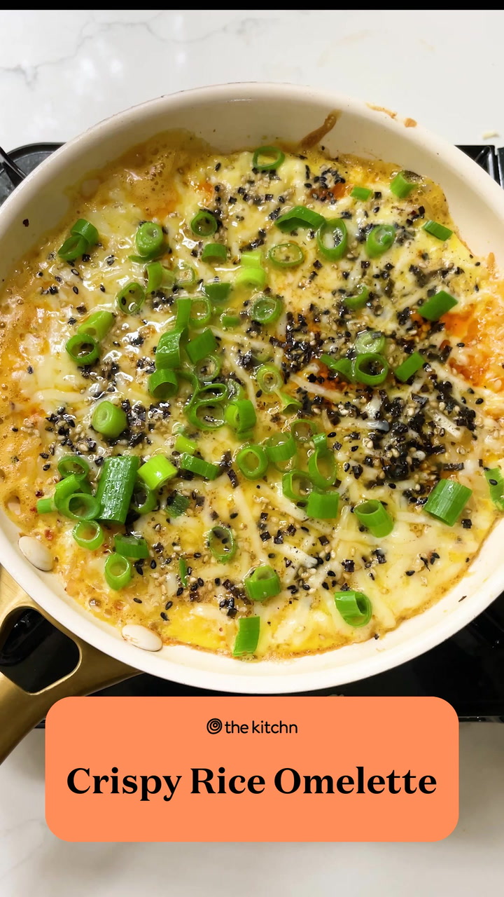 How to make a crispy rice omelet