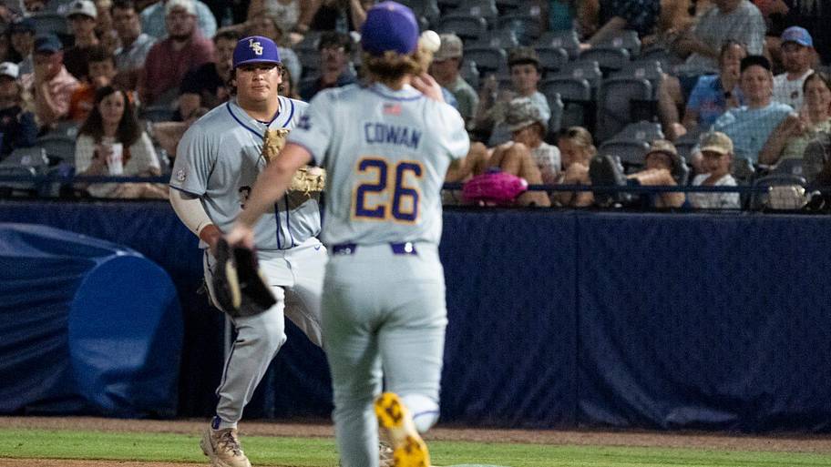Jay Johnson expresses disappointment in 2026 LSU baseball season