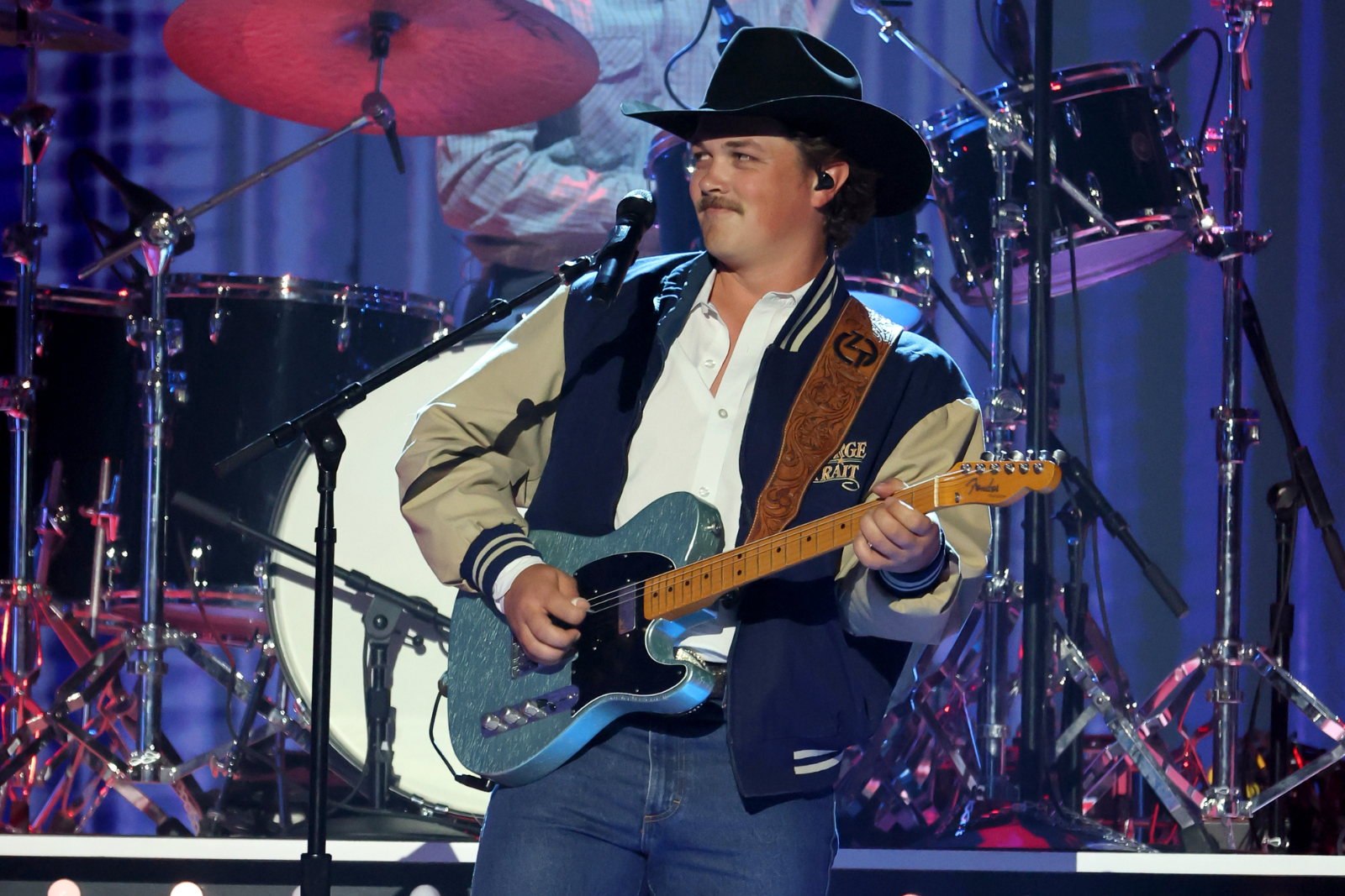 Zach Top thinks some country singers get 'sober' for the wrong reasons