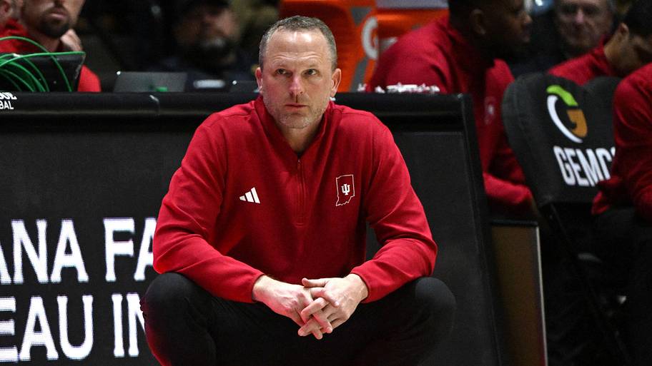 Indiana basketball enters race for dynamic 2027 four-star guard Chase ...