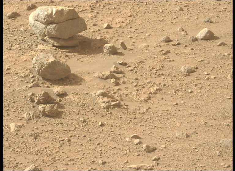 NASA’s Perseverance rover spots a strange rock tower on Mars that ...