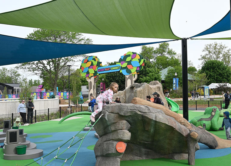 Detroit Zoo opens new Discovery Trails exhibit with stingrays, goats ...