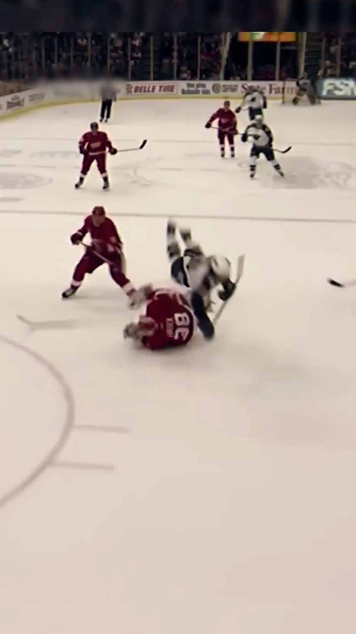 Top 10 strange and unforgettable NHL moments in history
