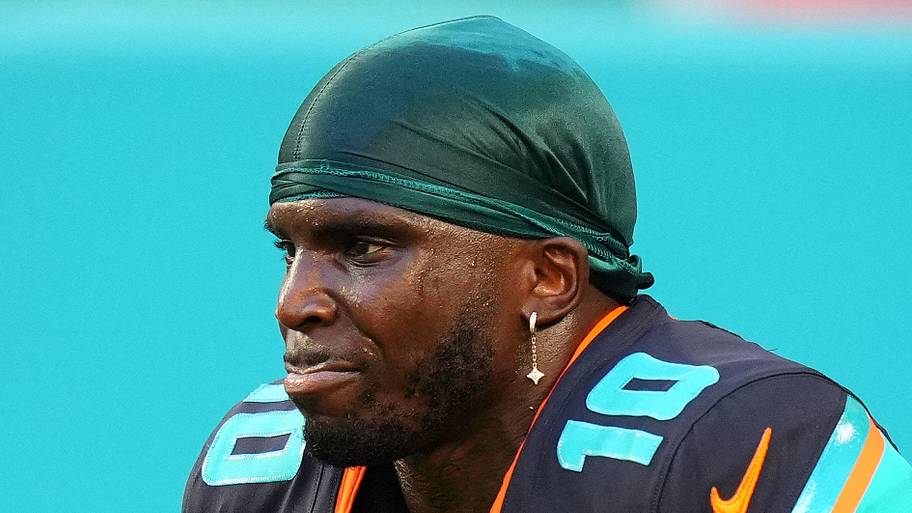 Latest Tyreek Hill injury update clouds the former Dolphins receiver's ...
