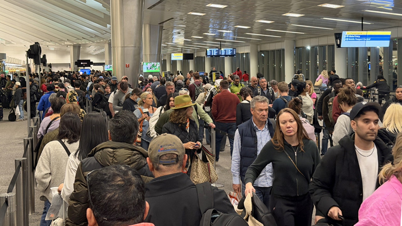 Trump administration orders green card applicants to leave the US ...