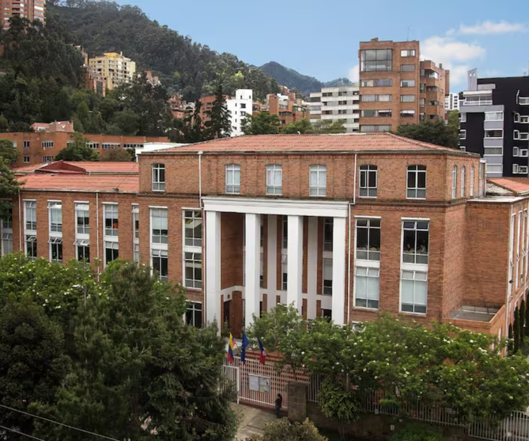 Liceo Francés Louis Pasteur confirmó que convención con la Agencia ...