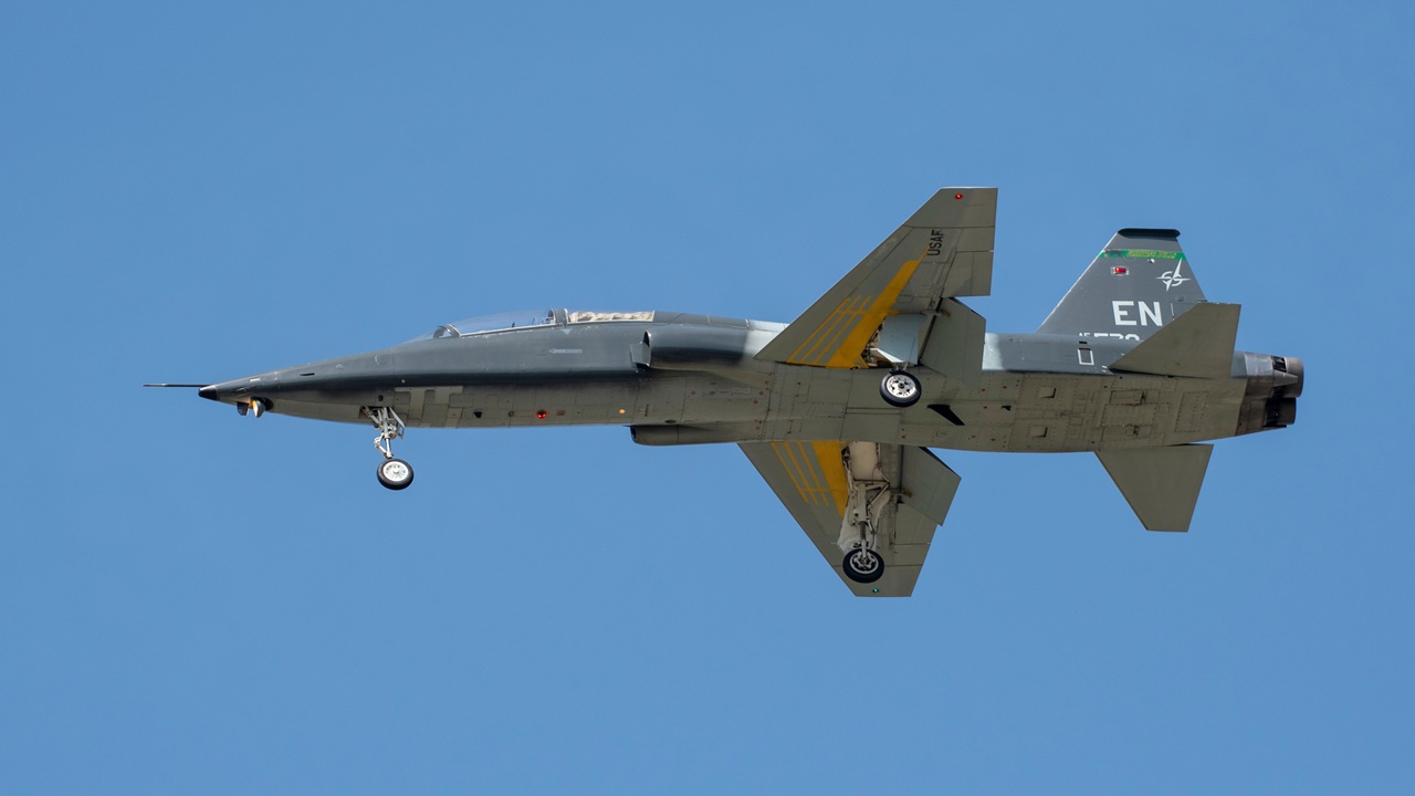 US Air Force grounds T-38 Talon fleet after air accident in Mississippi