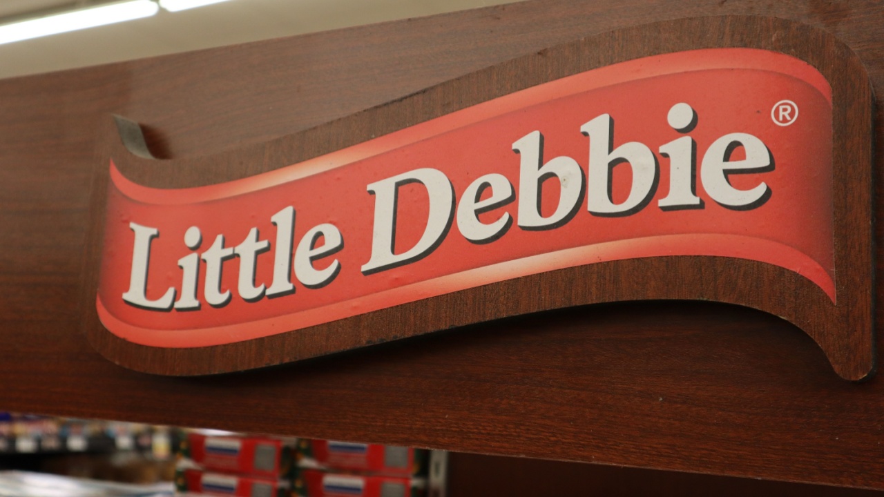 2 new special edition treats from Little Debbie are quietly becoming ...