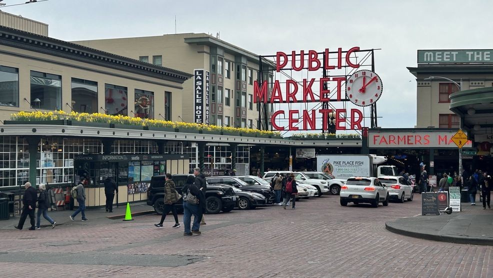 Pike Place Market, UW Urban Freight Lab launch visitor survey on street ...