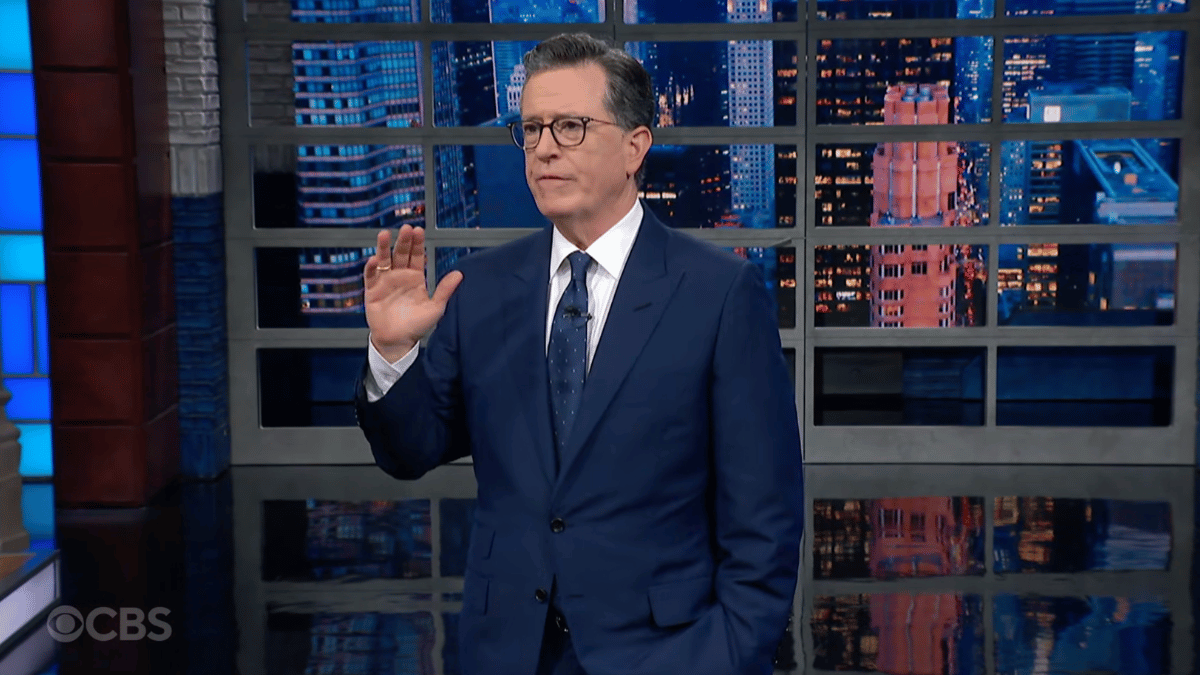 Stephen Colbert ends 'Late Show' finale with one last brutal dig at CBS ...