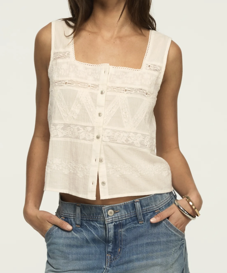 Whatever, white tees—Kaia Gerber's lacy alternative is even chicer