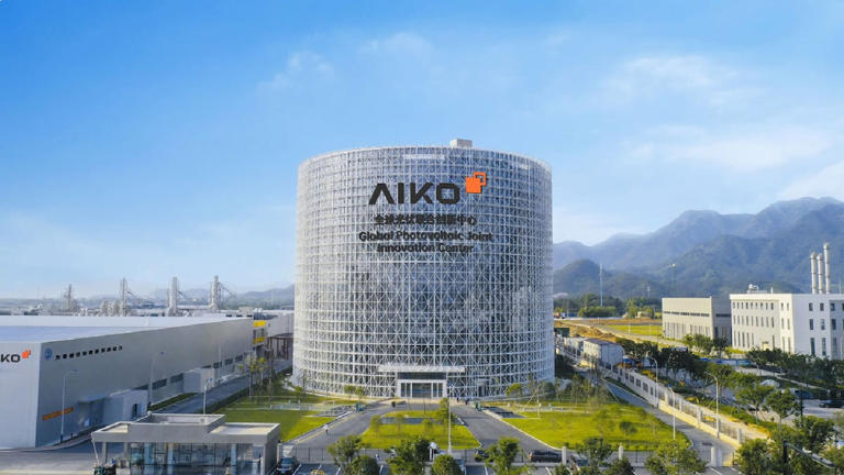 AIKO wins modules contract for Nefer Benban solar project in Egypt