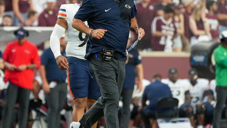 Trap game or tune-up? Sizing up UTSA on Texas' 2026 schedule