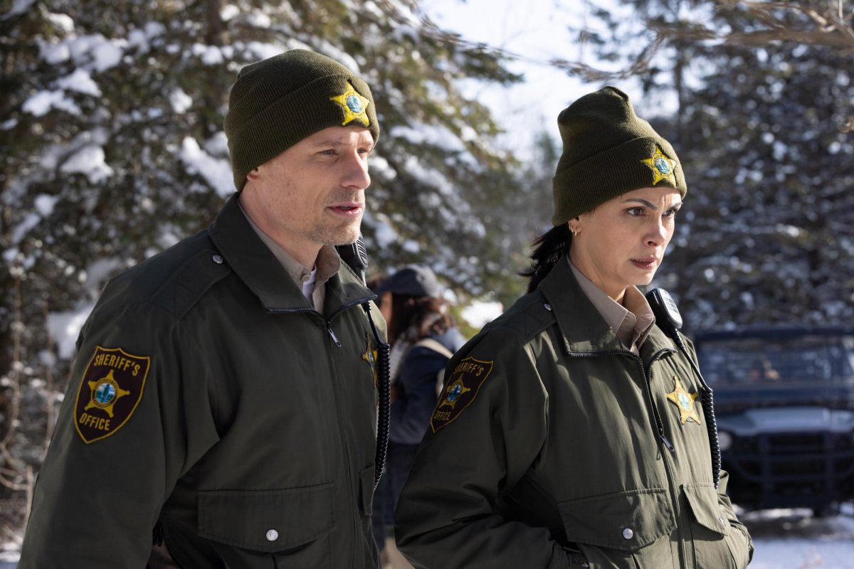 'Sheriff Country' star Matt Lauria: Boone knows Alec is a bad dude