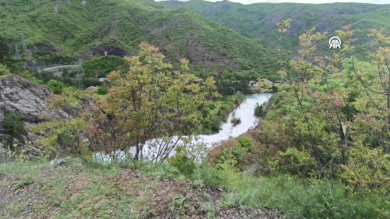Almus Baraj Gölü'nün tamamen dolması nedeniyle bazı bölgeler su altında ...