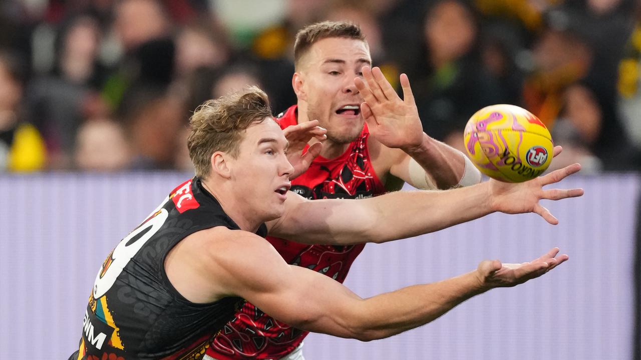 'Tough bugger' Lynch lifts Tigers in bruising win