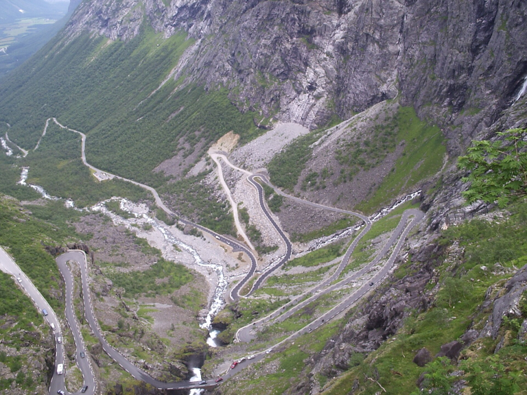 The Norwegian mountain road with 11 hairpin turns and a 9% gradient ...