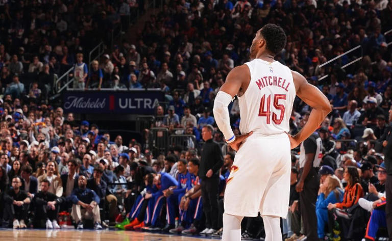Donovan Mitchell sends defiant message to Knicks after Cavaliers fall ...