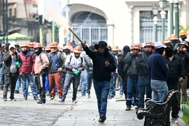 Evo Morales propone elecciones en 90 días en Bolivia en medio de ...