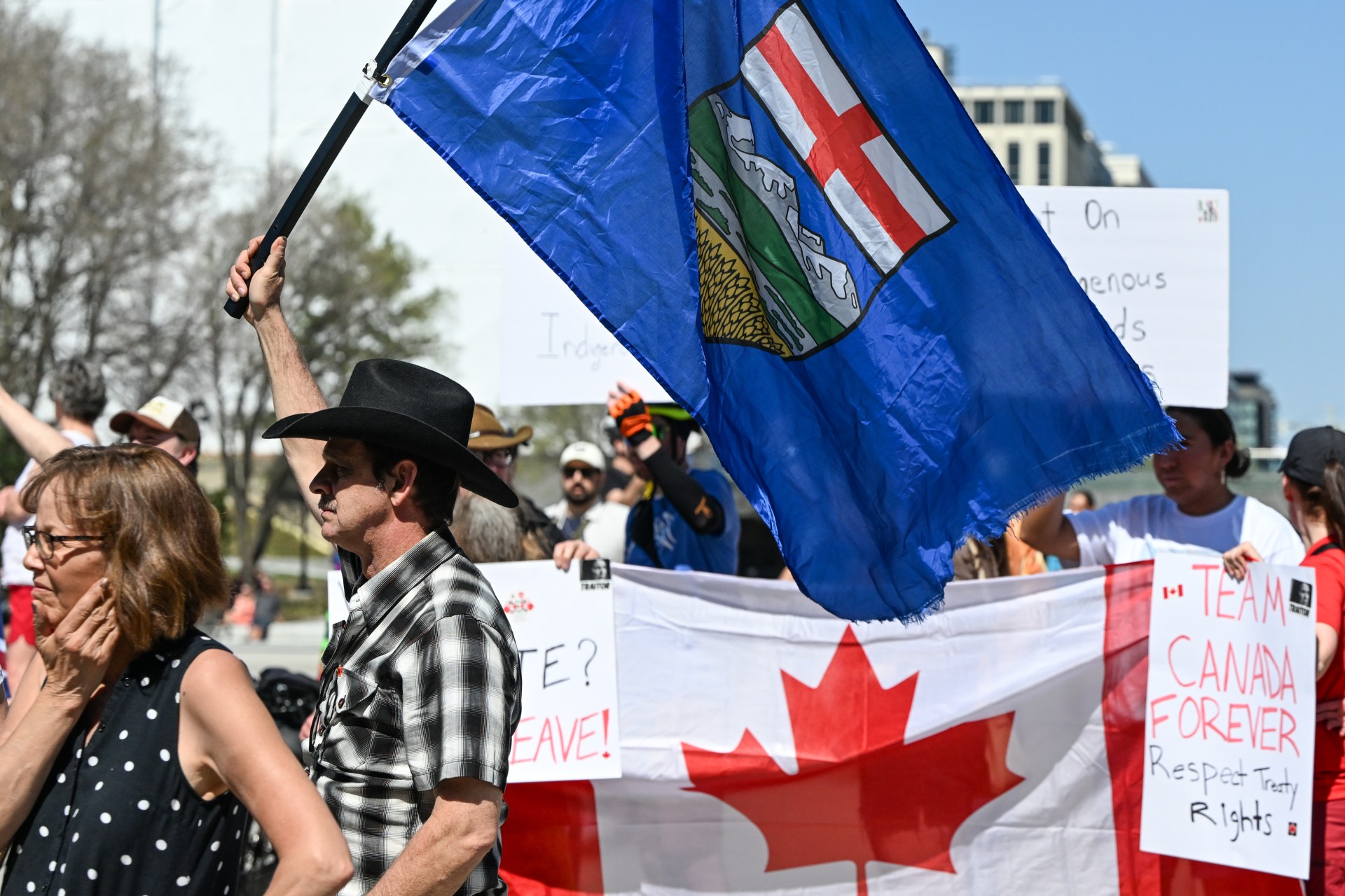 Alberta to hold vote on whether to separate from Canada